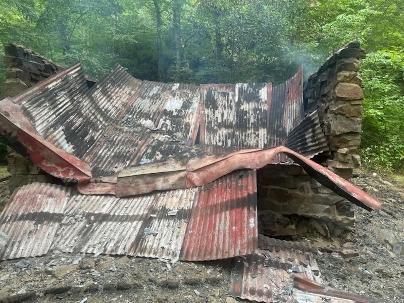Appalachian Trail Shelter in Tennessee Severely Damaged by Fire - The Trek