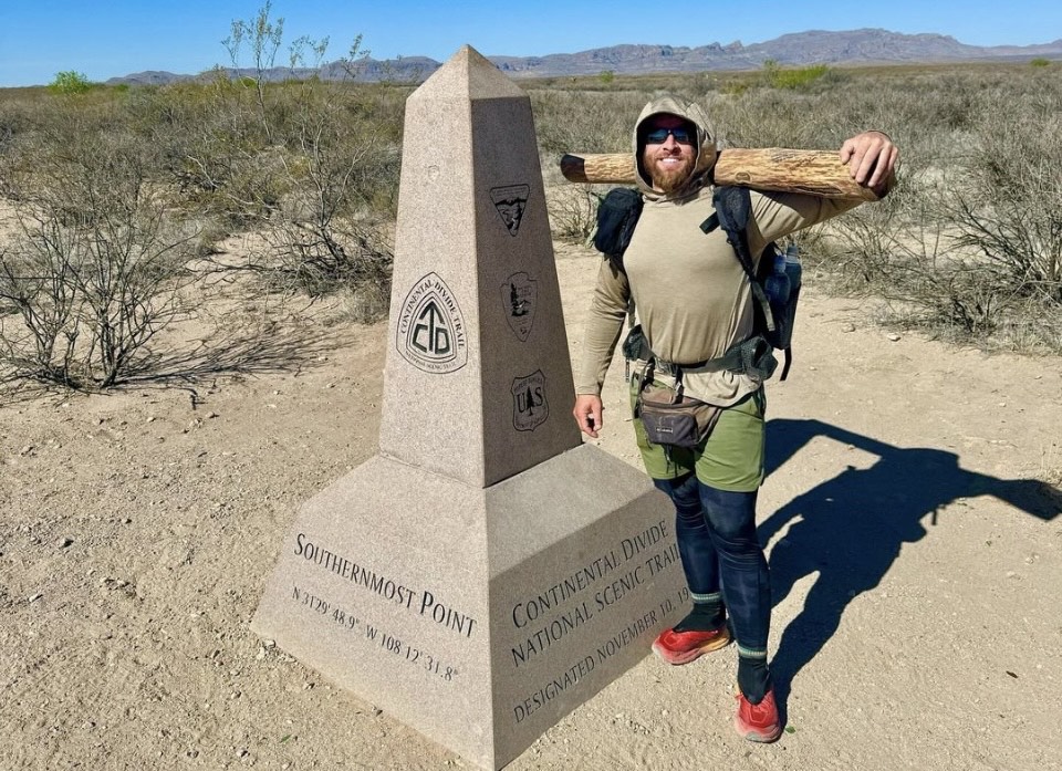 Thru-Hiker Shawn "Log Man" Mahoney Completes Triple Crown With a 5-Foot ...