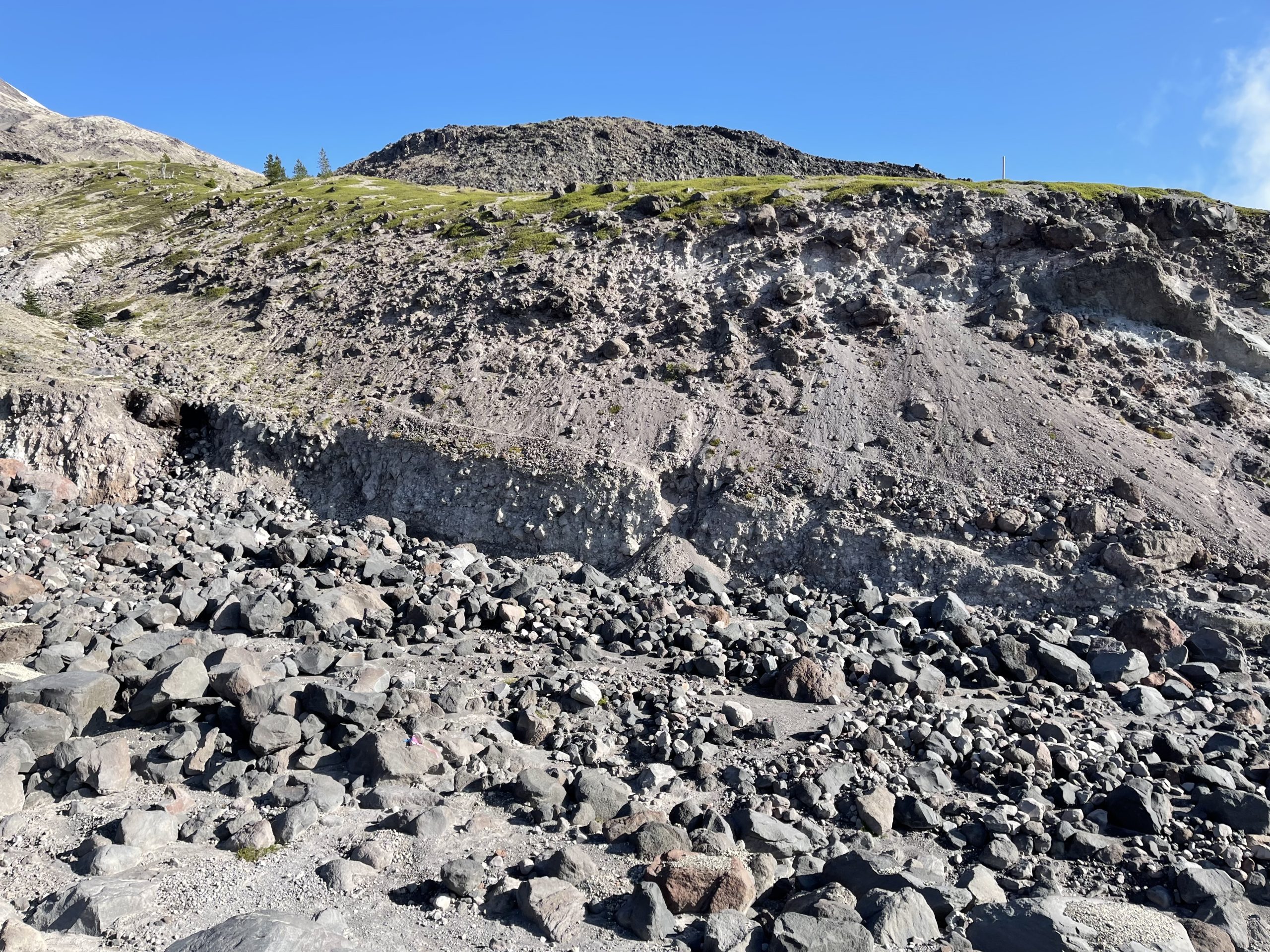 Last Day on the Loowit Trail - The Trek
